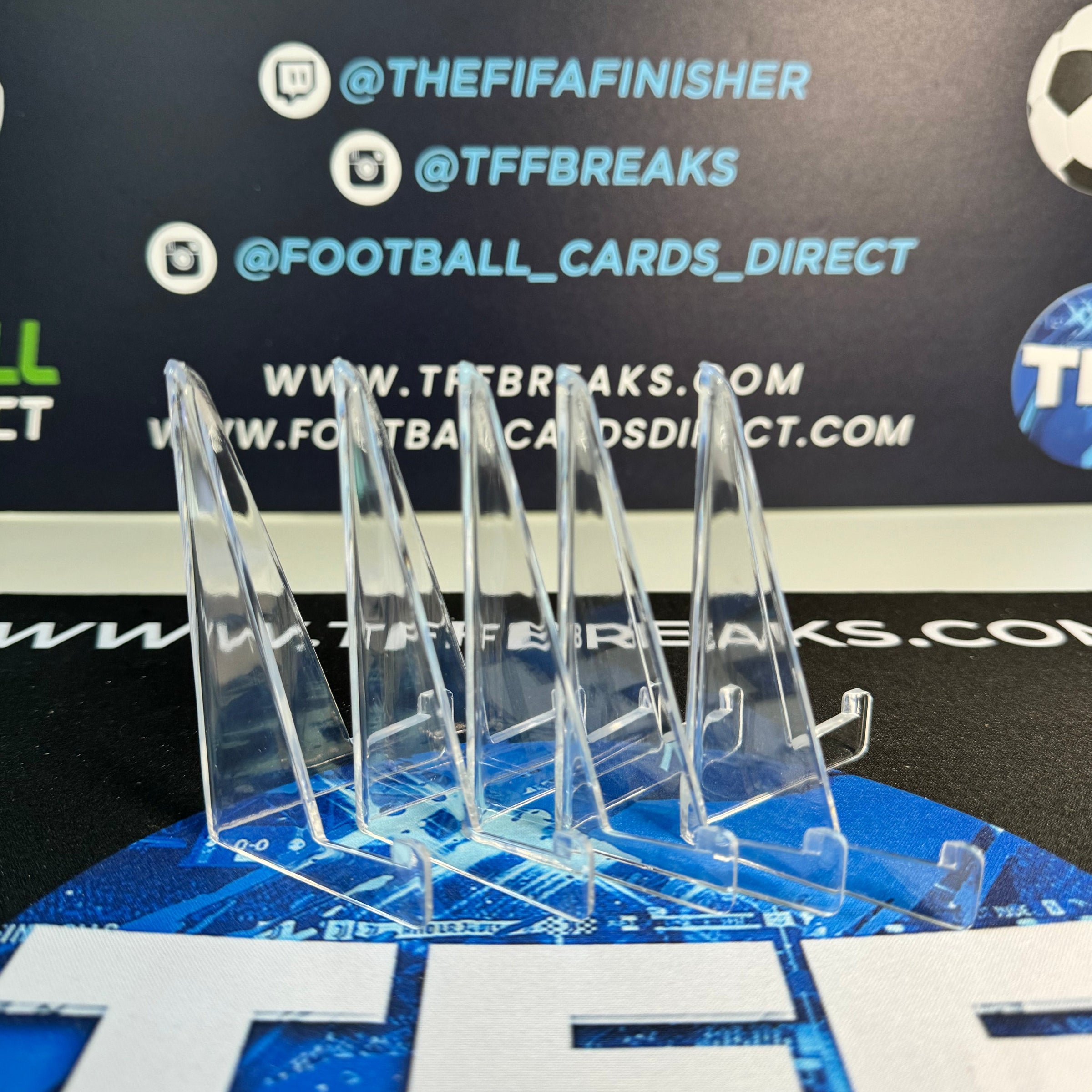 TFF BREAKS CLEAR ACRYLIC CARD STANDS (PACK OF 5) – TFF Breaks